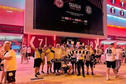 Zwei Kirtorfer und ein Glücksbringer in Sevilla