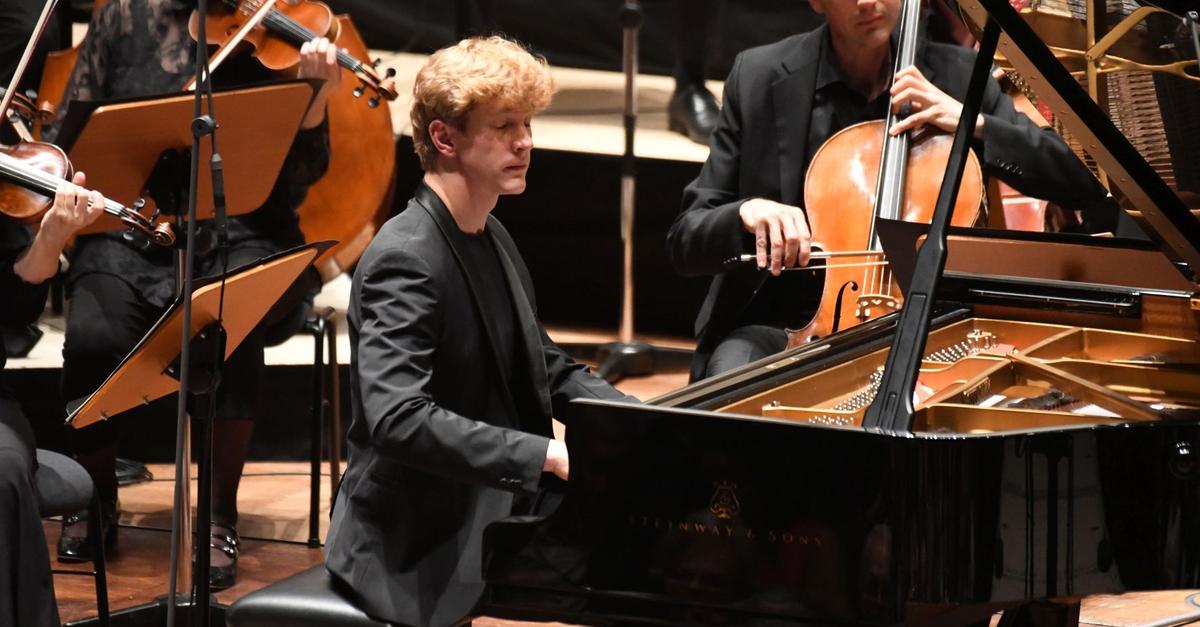 Zwei Pianisten retten Konzertabend im Wiesbadener Kurhaus