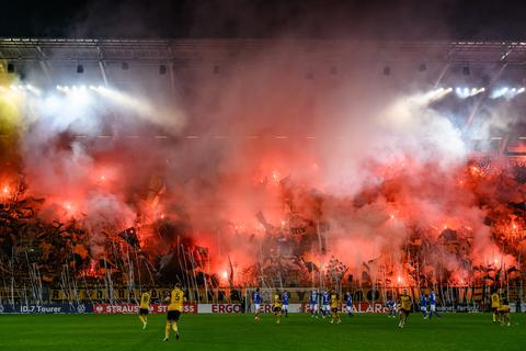 Mega-Strafe für Dynamo Dresden nach Pyro-Wahnsinn gegen SV Darmstadt 98